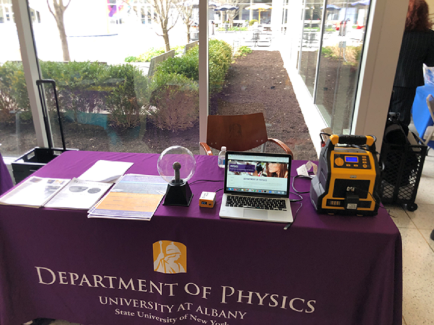 OPEN HOUSE: THE DEPARTMENT OF PHYSICS TABLE | University at Albany