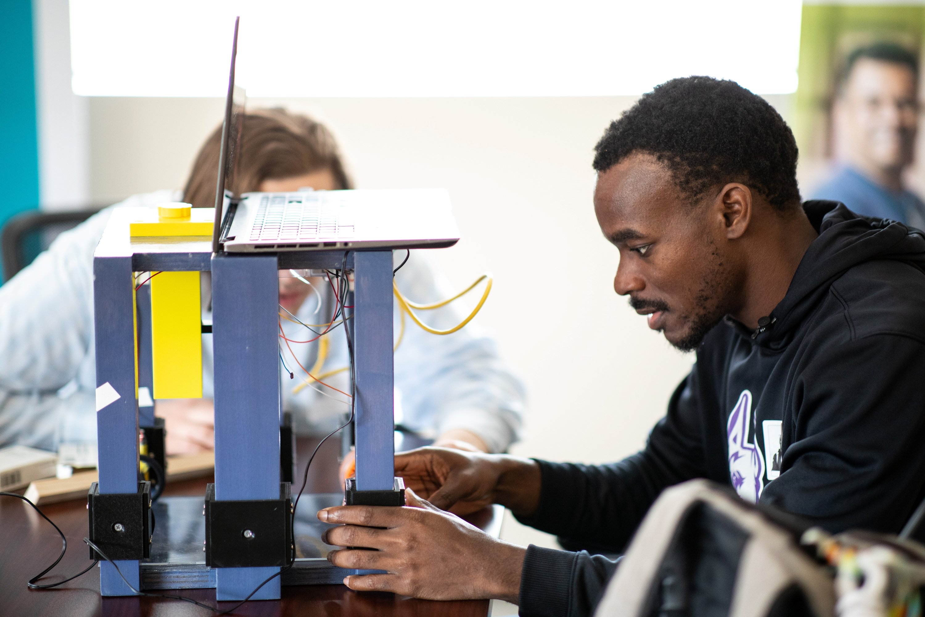 Engineering Students Aid Workers with Disabilities | University at Albany